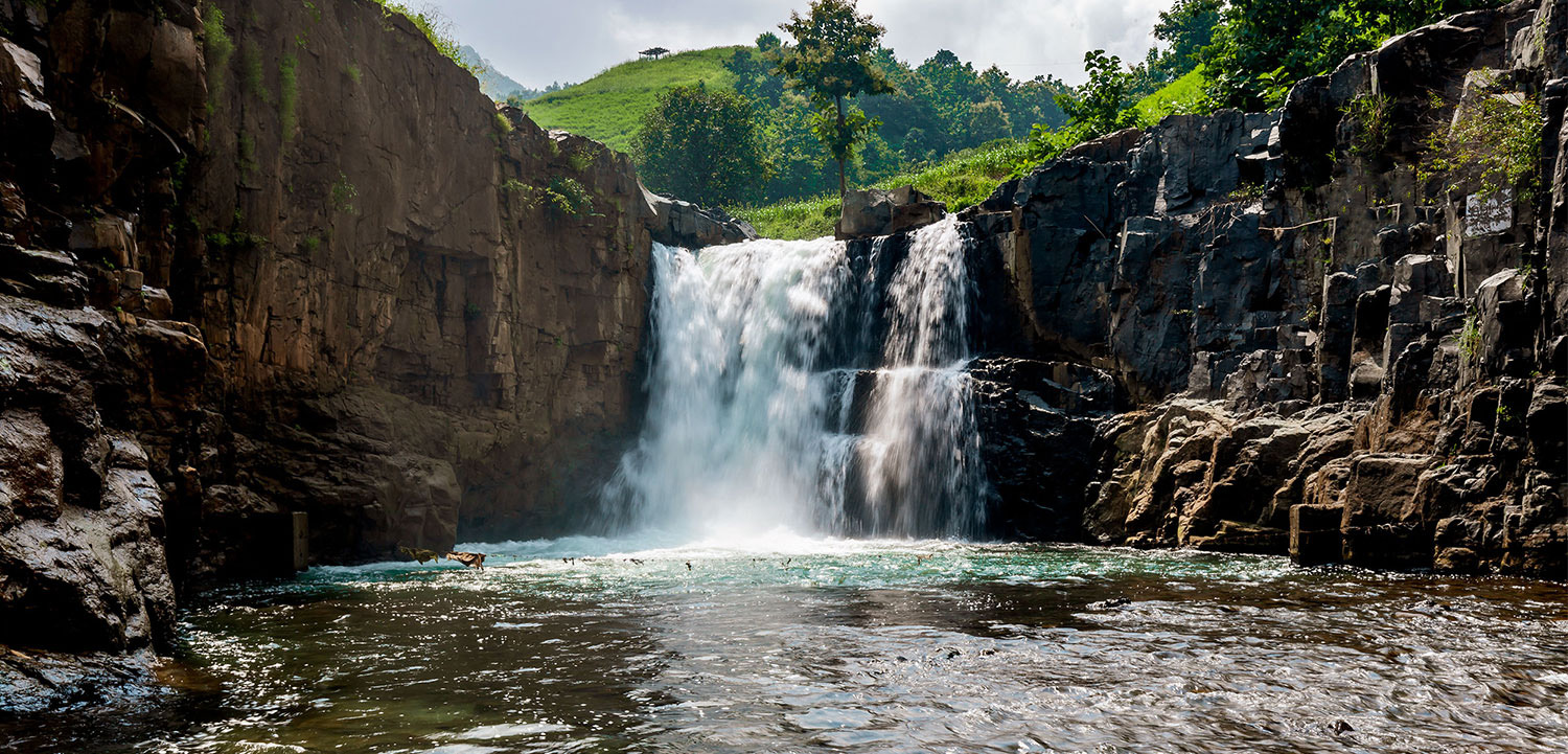 Zarwani Waterfall (Narmada)- A Perfect One Day Picnic Place